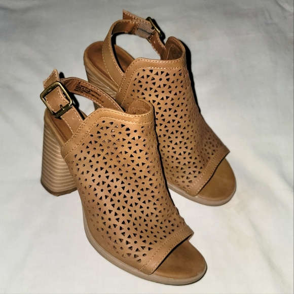 Universal Thread | Shoes | Universal Thread Dress Shoes | Poshmark